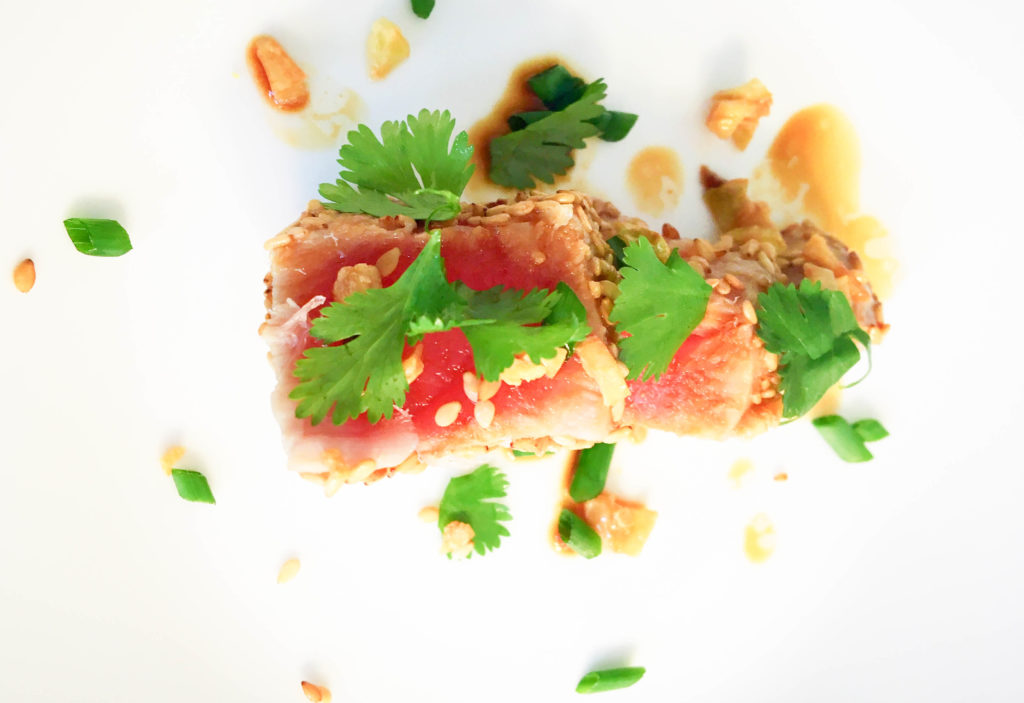 Sesame Crusted Seared Ahi Tuna Appetizer Bites